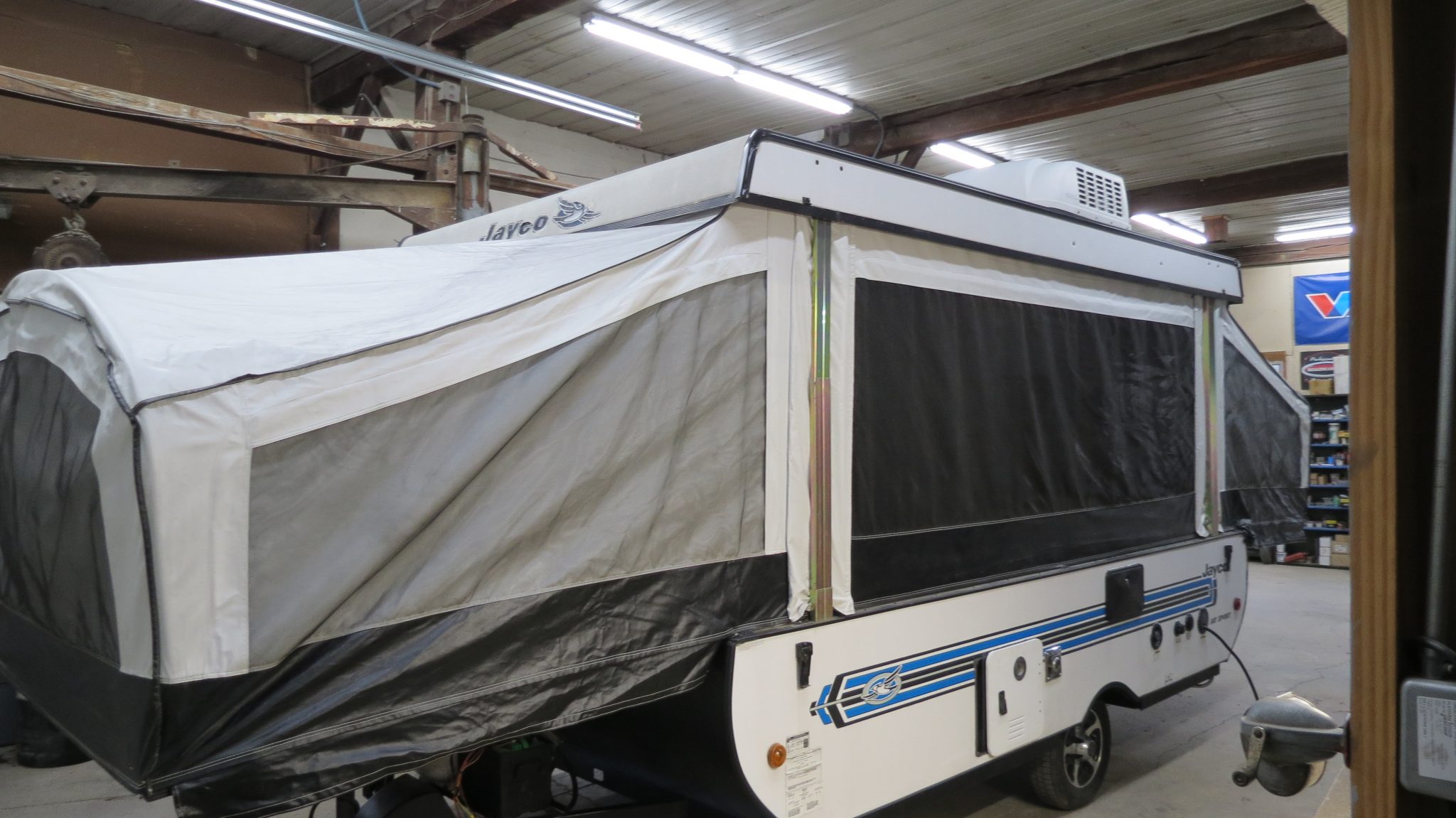 2018 Jayco Jay Sport 12UD Pop-Up - Poor Farmers RV Sales, Service ...