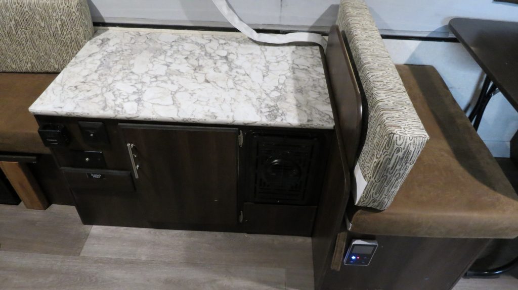 2018 Jayco Jay Sport 12UD Pop-Up - Poor Farmers RV Sales, Service ...